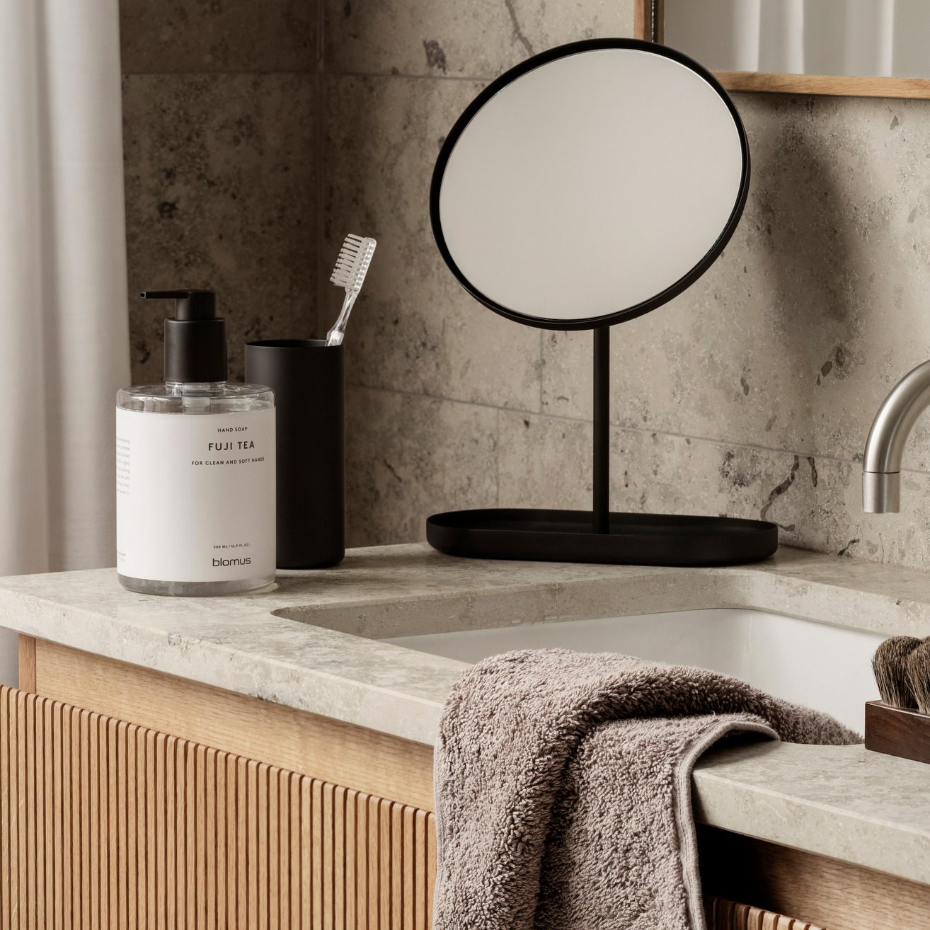 Explore our new 2024 Collection, modern Design @ blomus.com